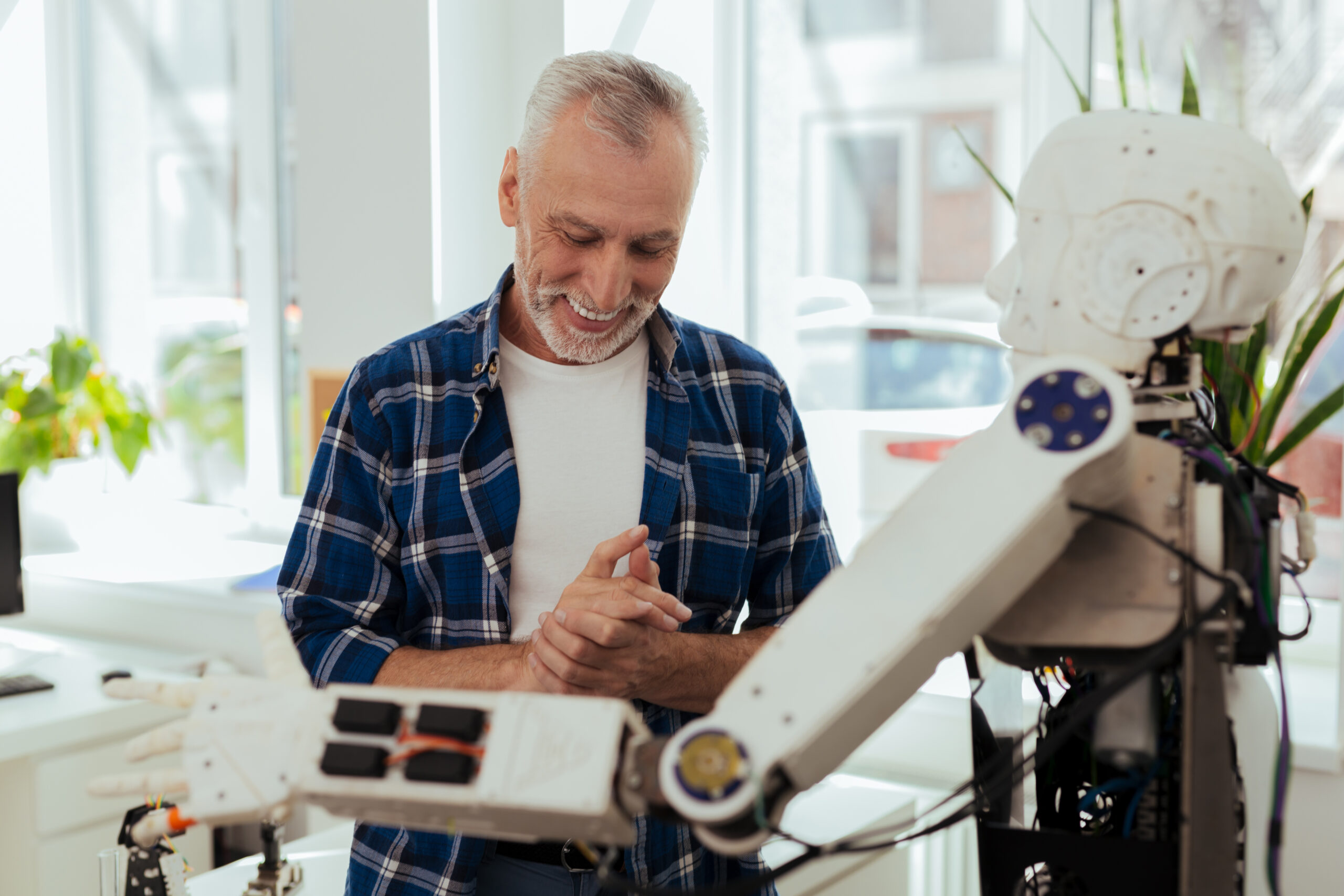 Rules and roles in the age of AI: Human responses to non-human ...