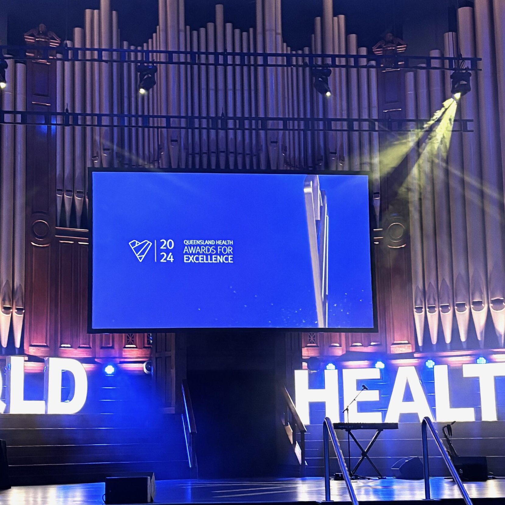 Inaugural QUT mentorship program for aspiring STEM high school students ...