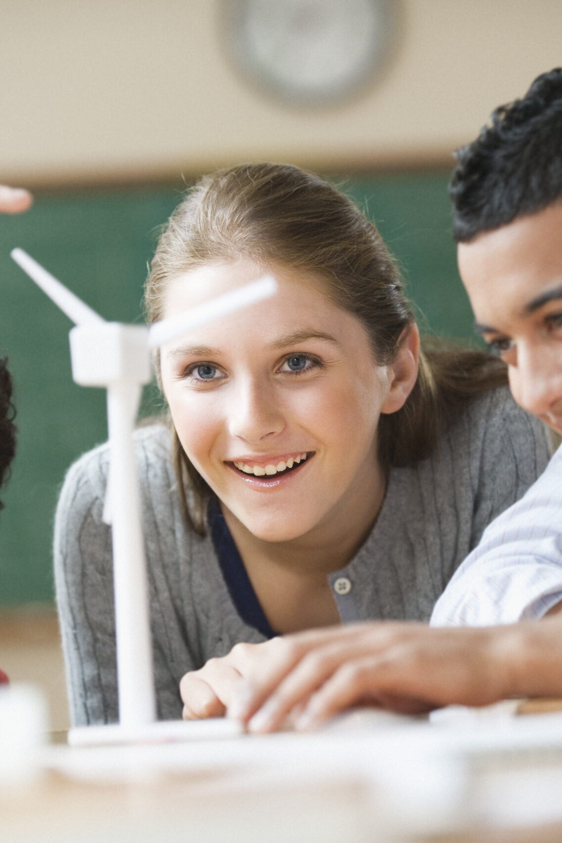 A design-led conceptual framework for developing school integrated STEM ...