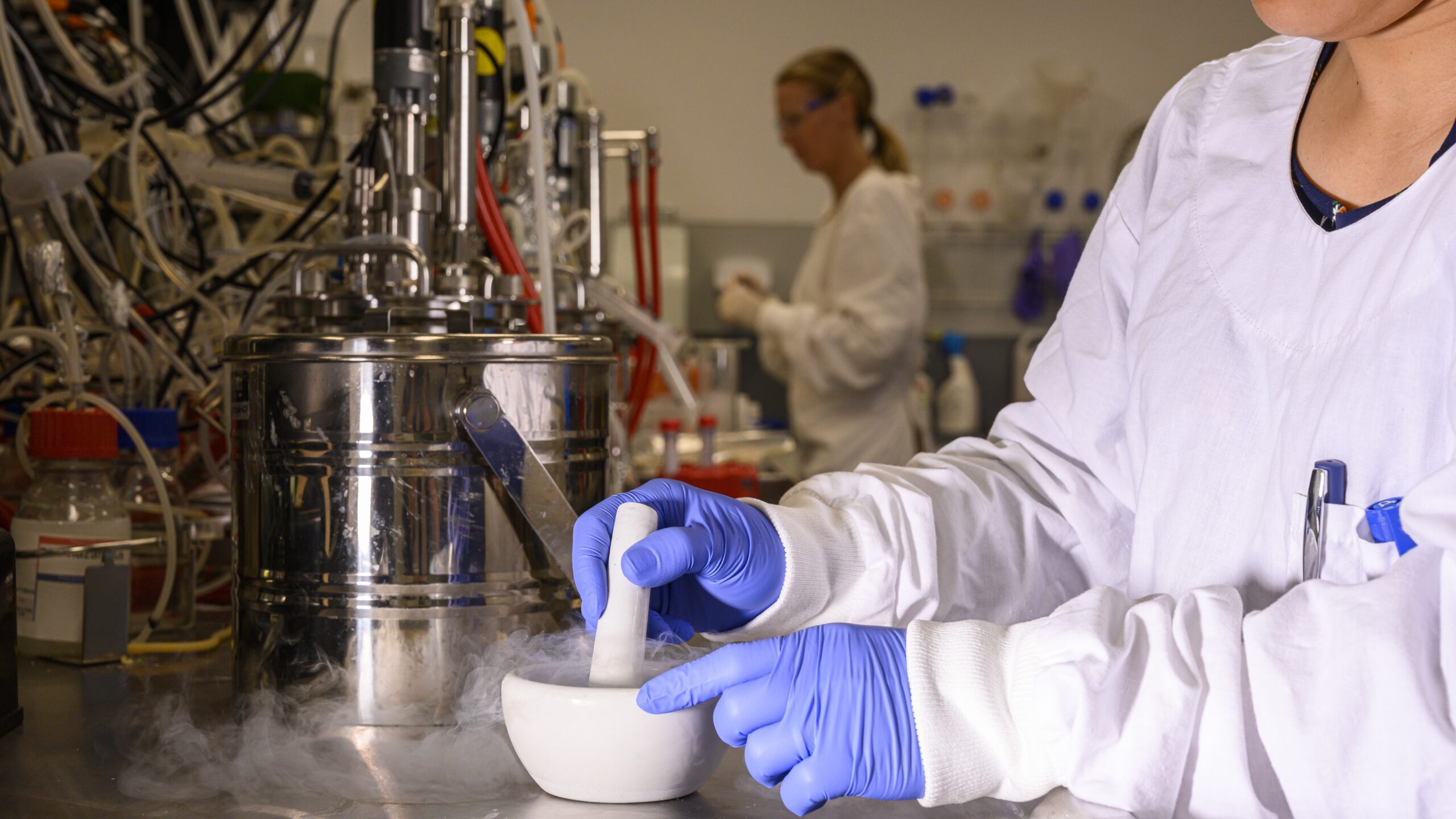 Tipping the scale - QUT’s pilot manufacturing plant for innovative ...