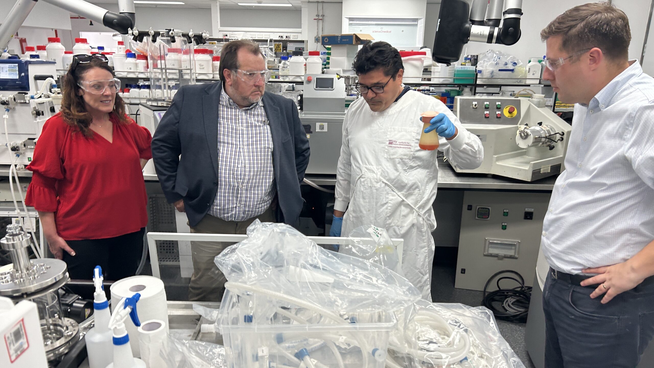 QUT informs national inquiry into Food and Beverage Manufacturing ...