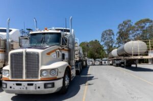 Heavy Vehicle Hazard Perception Test (HV HPT): Development and ...