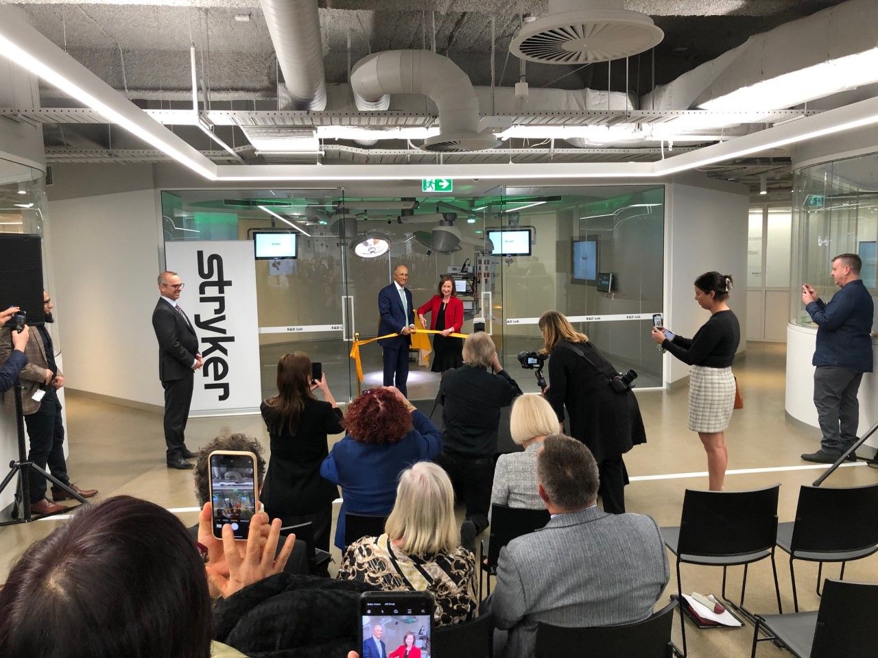 Stryker and Brisbane partners open R&D lab - Centre for Biomedical ...