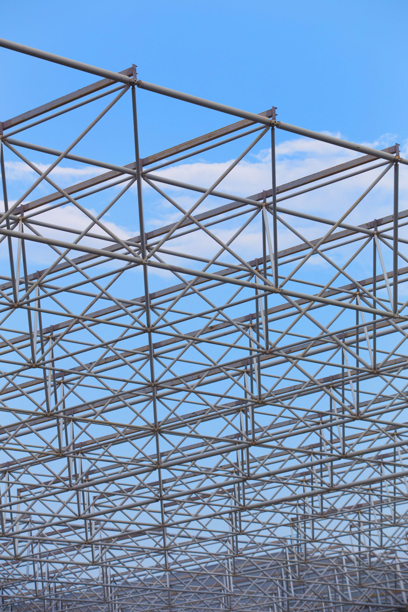 Fire tests and thermal analyses of LSF walls insulated with silica ...