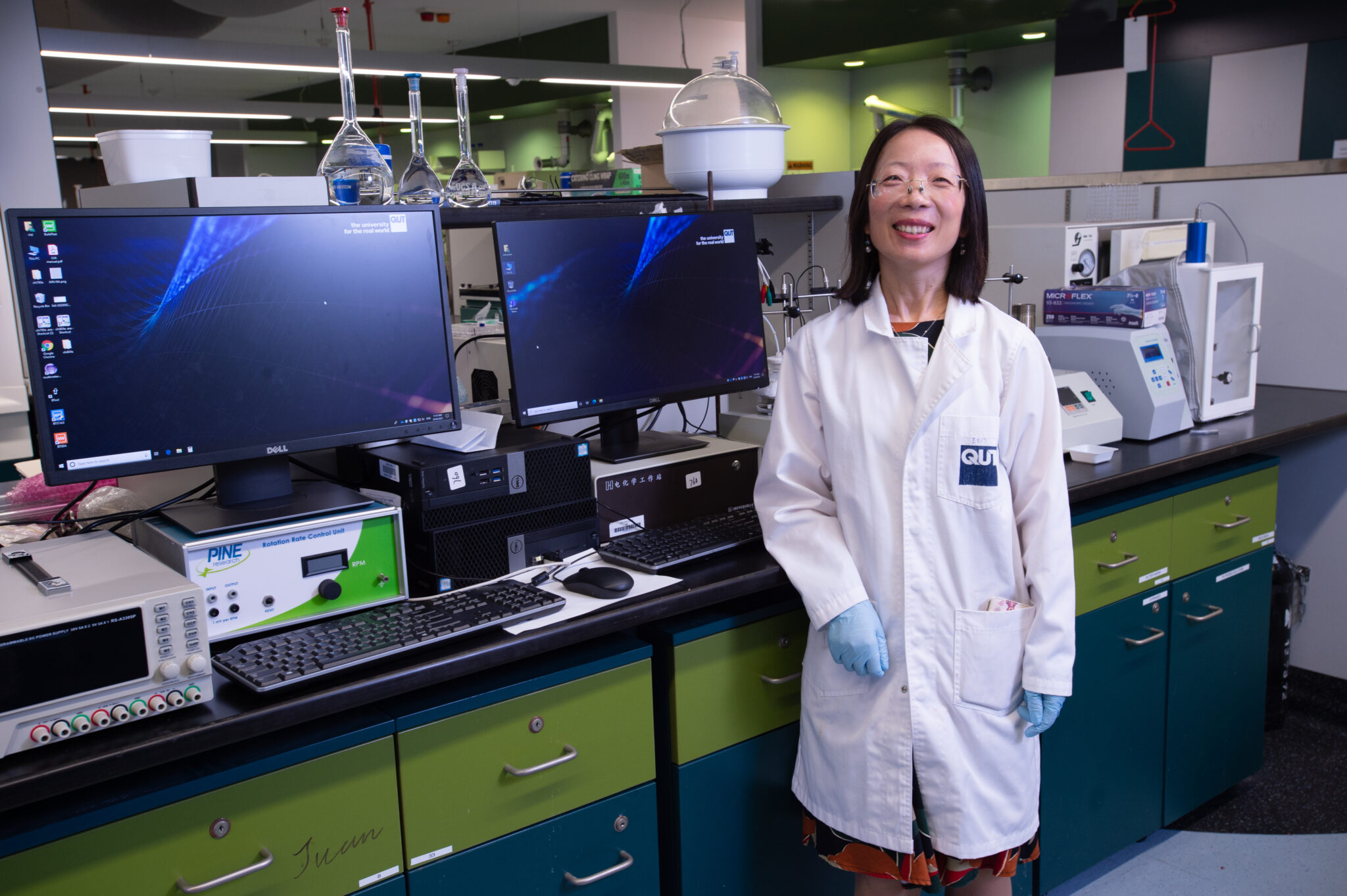 Partnering with industry to produce ultra-low cost, flexible perovskite ...