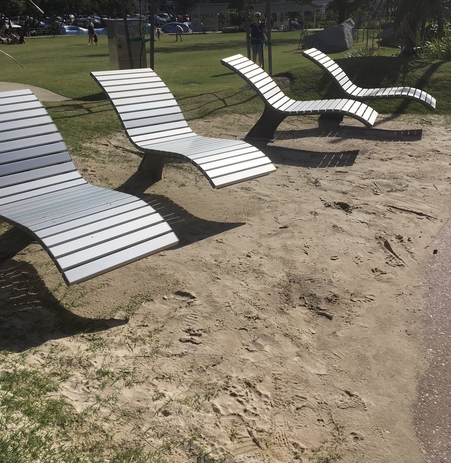 Examples of Good and Poor Shade Design - Cool and Covered