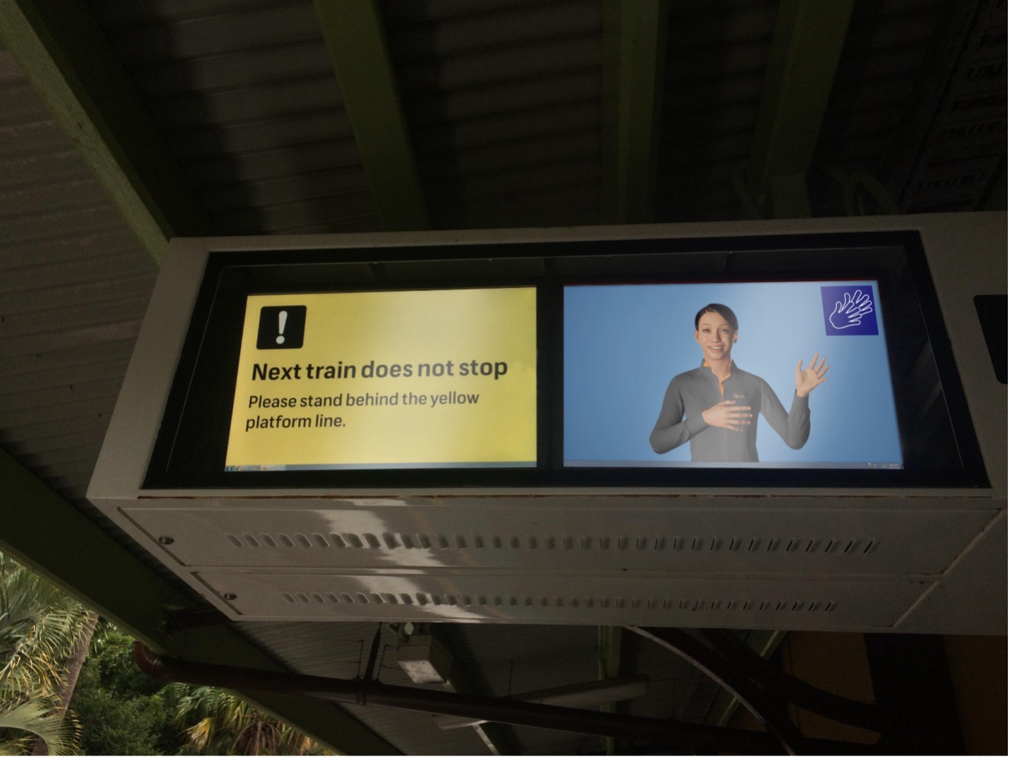 Auslan Assist - QUT Design Lab