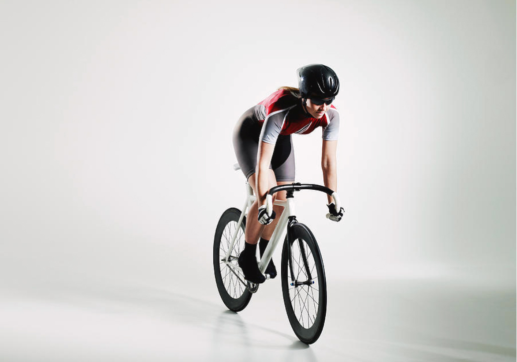 Hormonal variations influence on heat loss and pacing in female ...