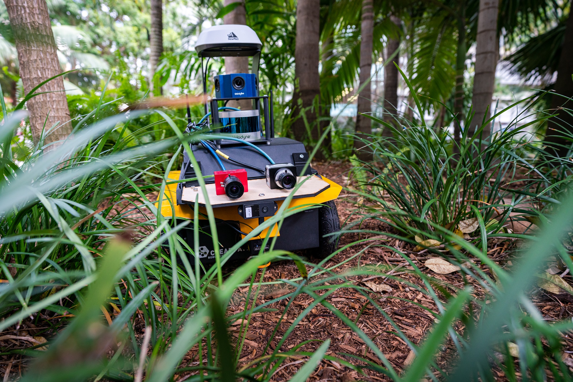 Off Road Mobile Manipulation Qut Centre For Robotics