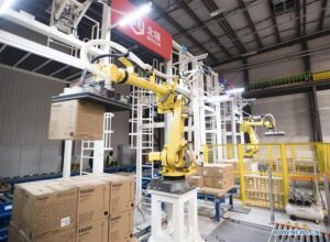 Very high-speed dynamic motion planning for arm robots - QUT Centre for ...