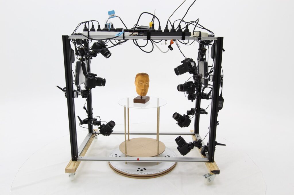 Digital preservation of Queensland Museum artifacts - XR Screen Futures